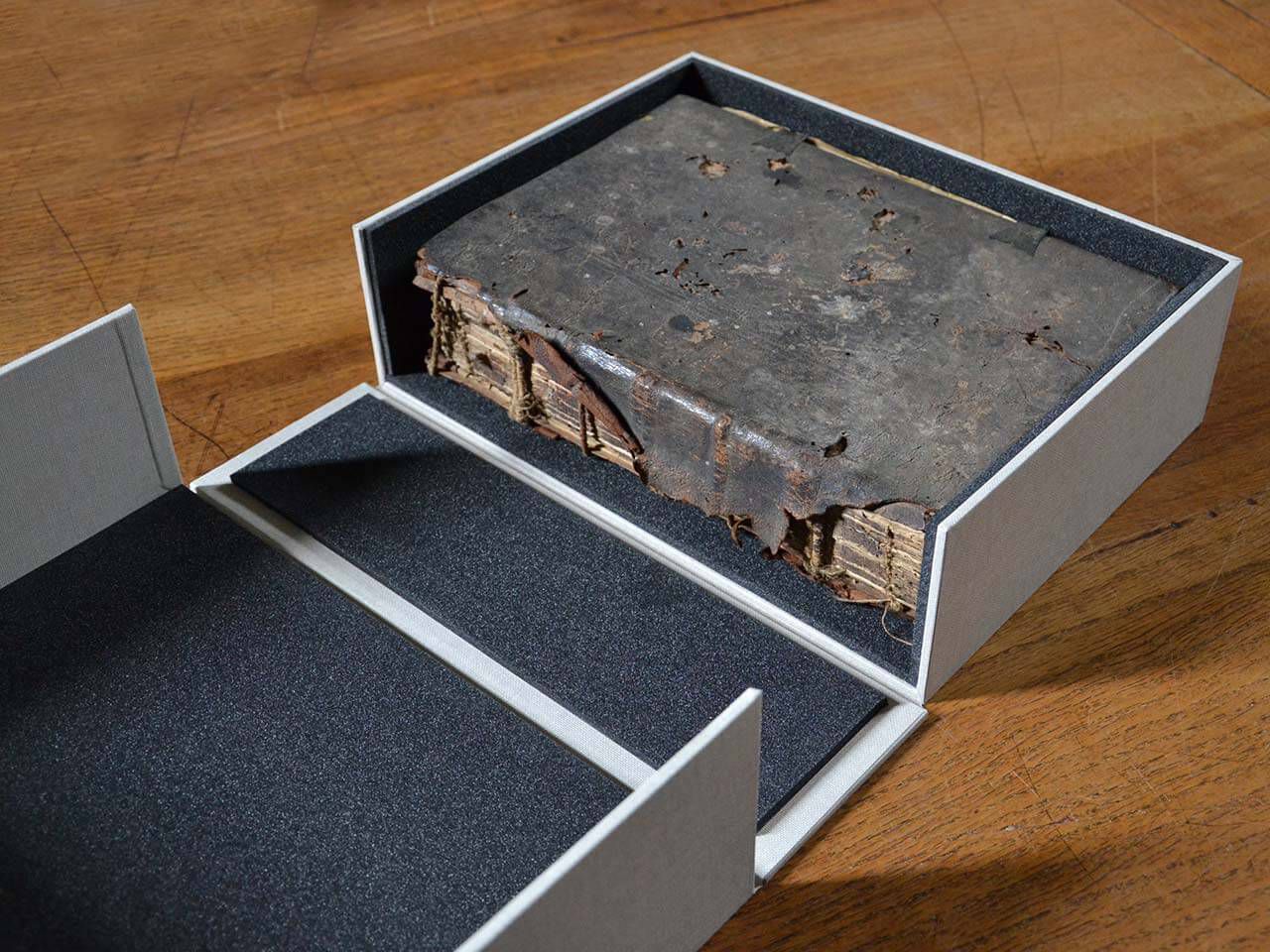 Conservation boxes for the Ecole des Beaux-Arts of Paris | Laurel ...